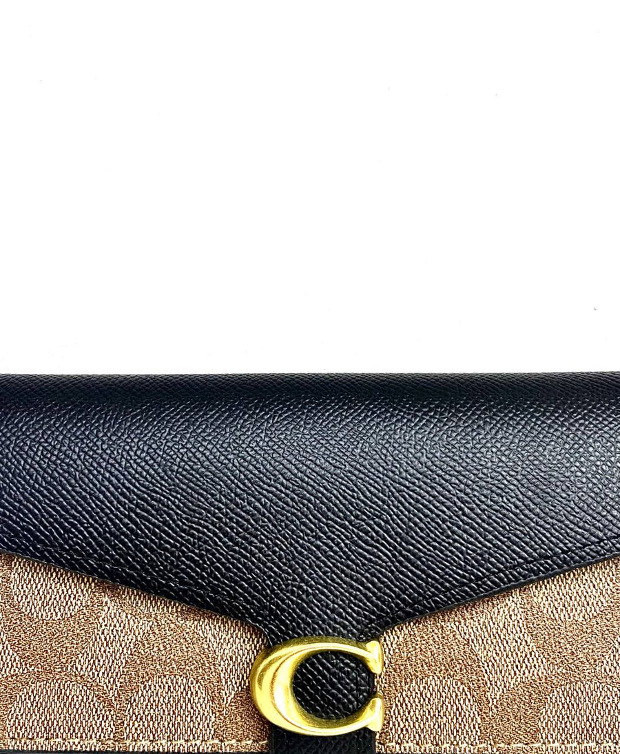 𝐂𝐨𝐚𝐜𝐡 𝐓𝐚𝐛𝐛𝐲 𝐖𝐚𝐥𝐥𝐞𝐭